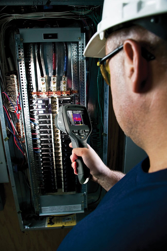 FLIR boosts range with new E30 thermal camera | BUILD.com.au